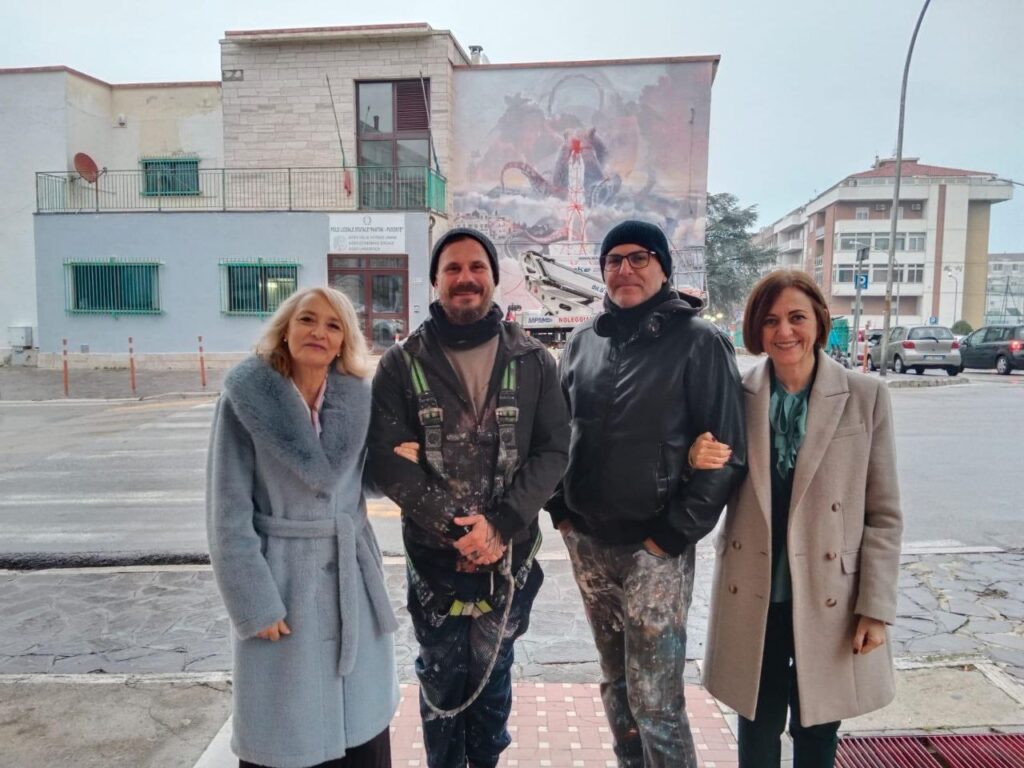 Vasto, completato il murales del Liceo Pantini-Pudente: un'opera di ...